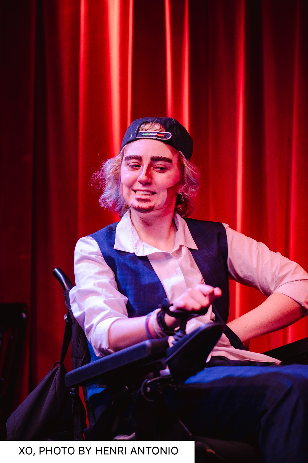 Dragging the Digital: Tech Revolutions and Drag Performance • Container ...